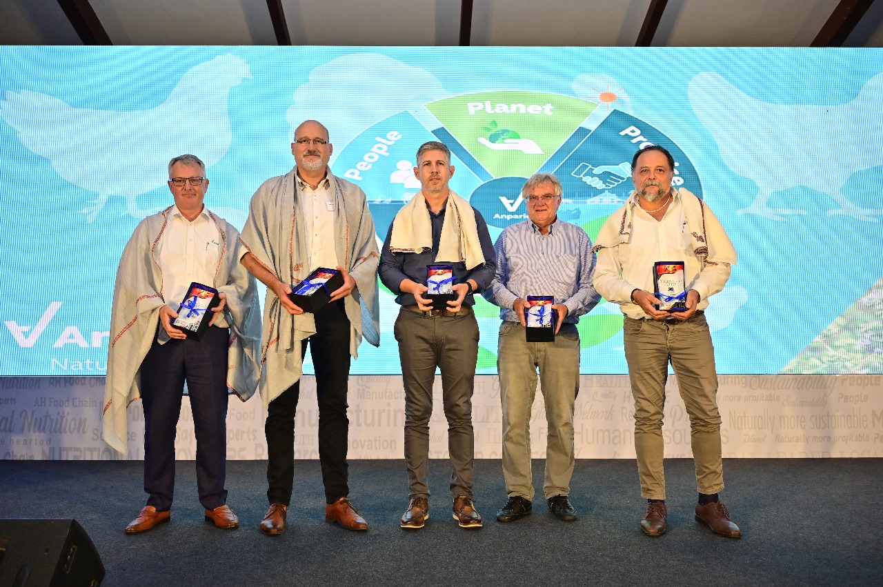 Revolutionizing Poultry Farming Join the Groundbreaking Integrator Meet ...